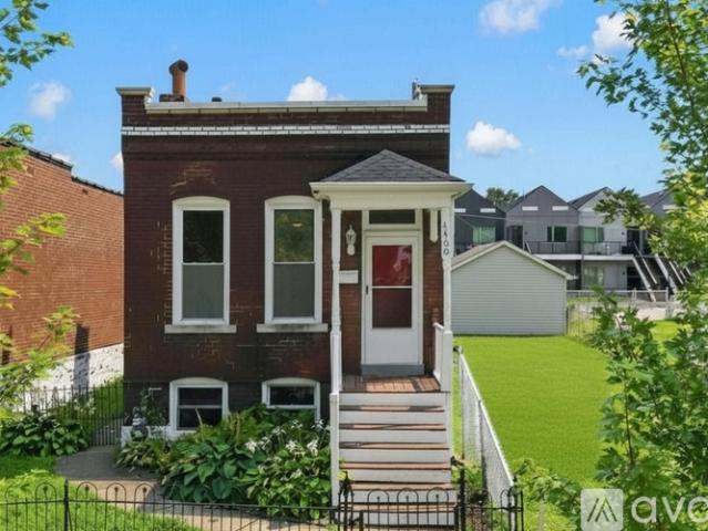 1 BR, 1 BA Apartment 4460 Norfolk Avenue, St. Louis, MO 63110