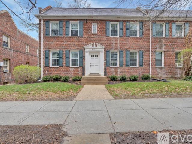 1 BR, 1 BA Apartment 4500 Mac Arthur Blvd NW, Unit 1, Washington, DC 20007