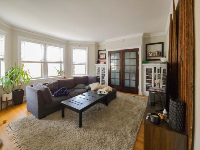 1 BR, 1 BA Apartment 4501 North Greenview Avenue Unit 4507 2W, Chicago, IL 60640