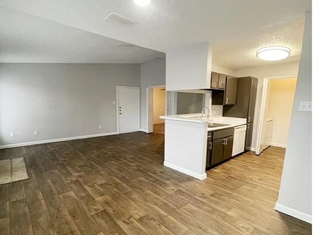 1 BR, 1 BA Apartment 4502 Lake Shore Drive Unit 720, Waco, TX 76710