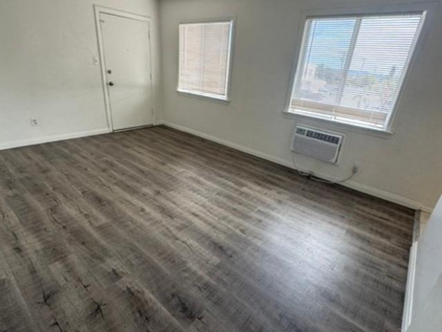 1 BR, 1 BA Apartment 451 W Foothill Blvd, Unit 03, Azusa, CA 91702
