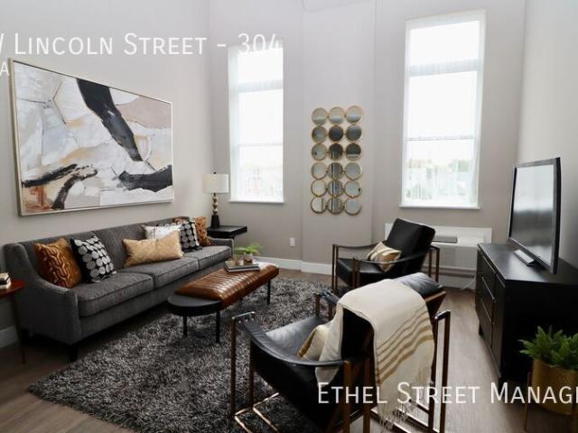 1 BR, 1 BA Apartment 457 W Lincoln Street, Easton, PA 18042