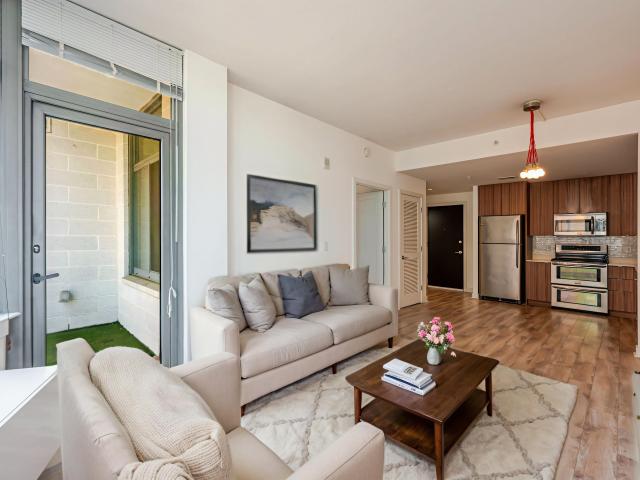 1 BR, 1 BA Apartment 460 New York Ave NW, Washington, DC 20001