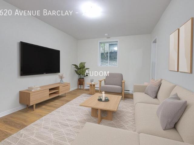 1 BR, 1 BA Apartment 4620 Avenue Barclay, MontrÃ©al, QC H3W 1C7
