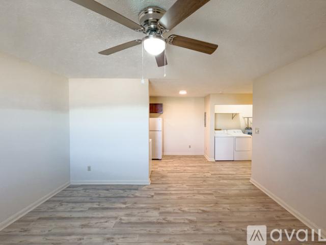 1 BR, 1 BA Apartment 4625 Towne Square Ct, Unit 11, Owensboro, KY 42301