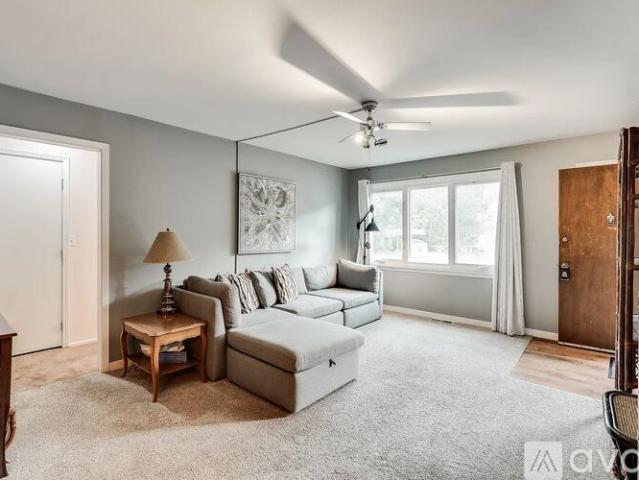 1 BR, 1 BA Apartment 462 West 104th Street, Unit Unit B, Kansas City, MO 64114