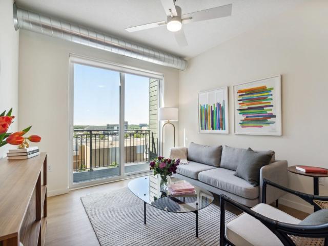 1 BR, 1 BA Apartment 4660 West 77th Street Unit 455, Minneapolis, MN 55435