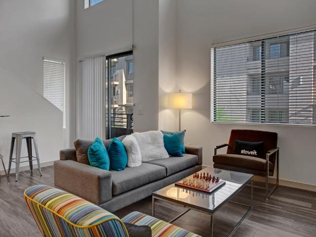 1 BR, 1 BA Apartment 4700 N 16th St Unit 234, Phoenix, AZ 85016