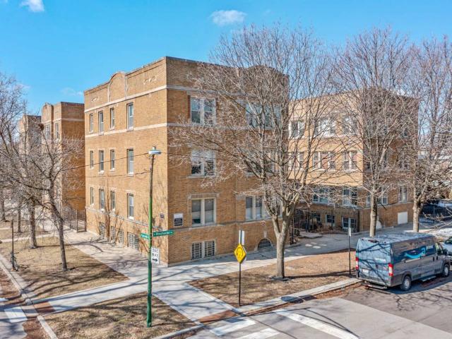1 BR, 1 BA Apartment 4700 North Winchester Avenue Unit 1946 2, Chicago, IL 60640