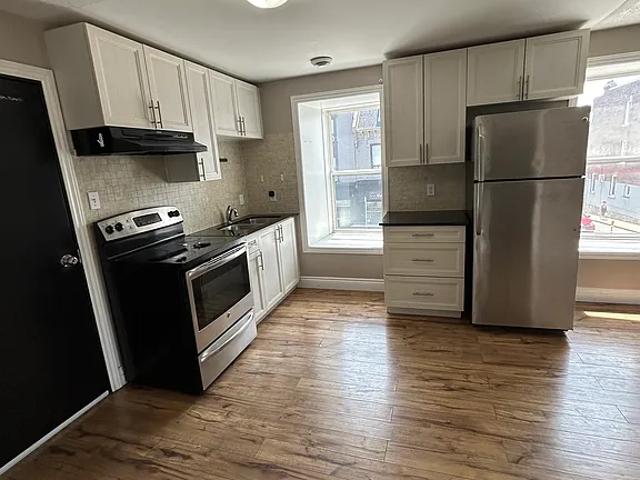 1 BR, 1 BA Apartment 470 King St W, Hamilton, ON L8P 1B7