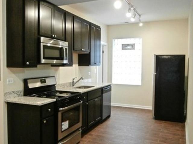 1 BR, 1 BA Apartment 4747 N Troy St, Unit GW, Chicago, IL 60625