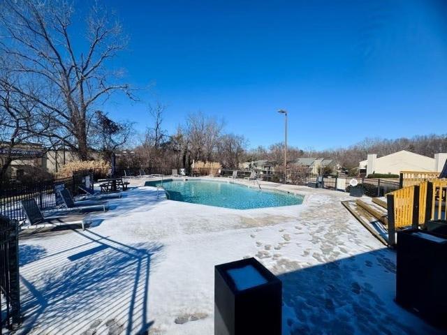 1 BR, 1 BA Apartment 4755 Country Club Rd Unit 105L, Winston Salem, NC 27104
