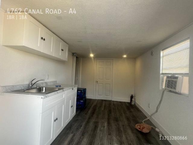 1 BR, 1 BA Apartment 4762 Canal Road, West Palm Beach, FL 33415