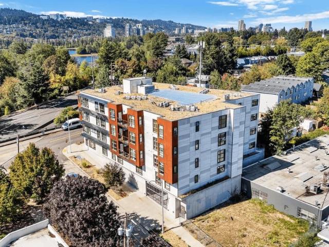 1 BR, 1 BA Apartment 4780 SE Milwaukie Ave Unit 103, Portland, OR 97202