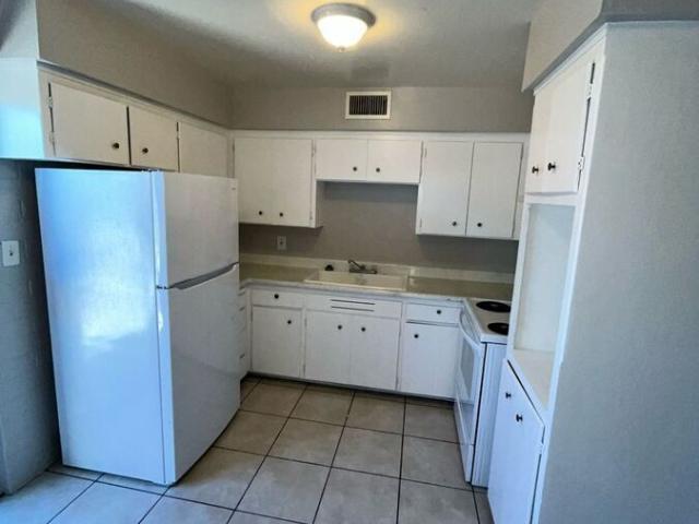 1 BR, 1 BA Apartment 4838 E Culver Street, Phoenix, AZ 85008