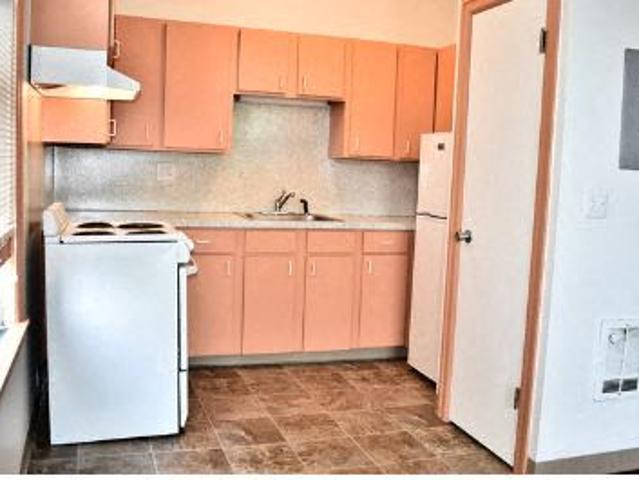 1 BR, 1 BA Apartment 4902 RAINIER AVE S Unit 1 4, Seattle, WA 98118