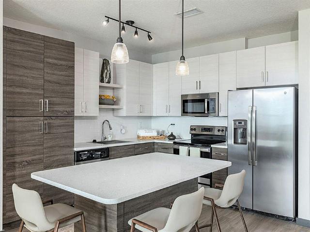 1 BR, 1 BA Apartment 4911 Webb Road Unit 105, Tampa, FL 33615