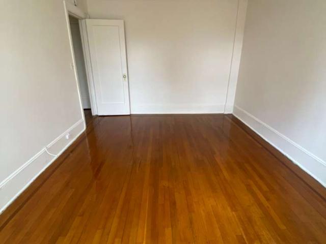 1 BR, 1 BA Apartment 495 Van Cortlandt Park Ave, Yonkers, NY 10705