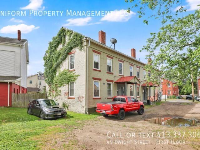 1 BR, 1 BA Apartment 49 Dwight Street, Chicopee, MA 01103