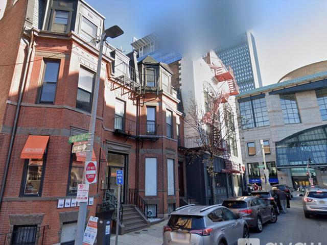 1 BR, 1 BA Apartment 49 Gloucester St, Unit 2, Boston, MA 02115