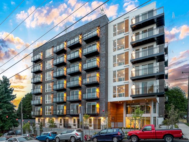 1 BR, 1 BA Apartment 403 Belmont Avenue East, Seattle, WA 98102