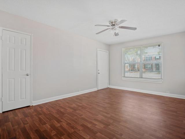 1 BR, 1 BA Apartment 400 Garden Ln Unit W, Mobile, AL 36611