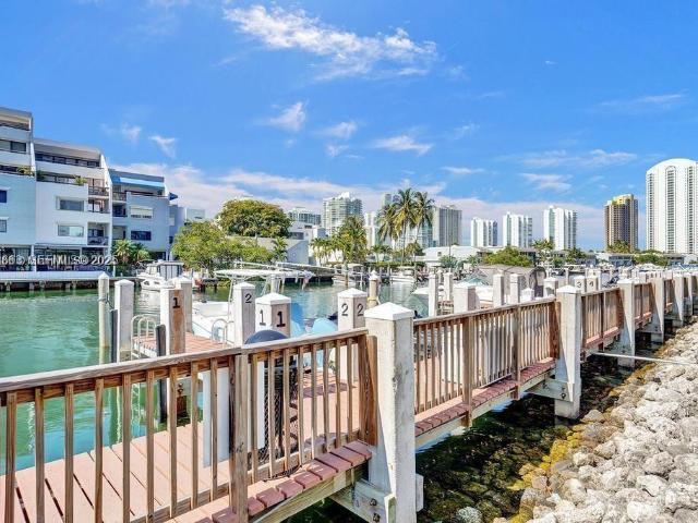 1 BR, 1 BA Apartment 400 Kings Point Drive, Sunny Isles Beach, FL 33160