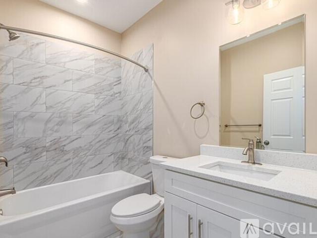 1 BR, 1 BA Apartment 400 S Main Pl, Unit A11, Carol Stream, IL 60188