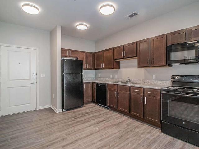 1 BR, 1 BA Apartment 4011 S Belt Line Rd Unit D226, Mesquite, TX 75181