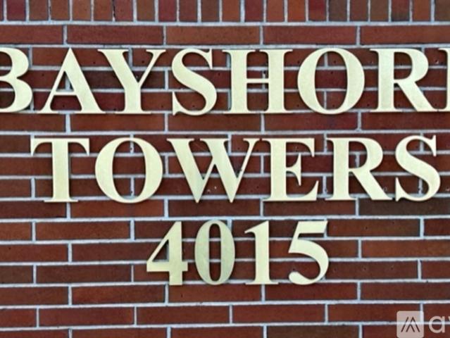 1 BR, 1 BA Apartment 4015 Bayshore Boulevard, Unit 8D, Tampa, FL 33611