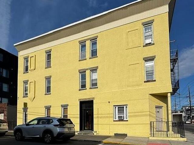 1 BR, 1 BA Apartment 401 70th Street, Unit 1R, Guttenberg, NJ 07093