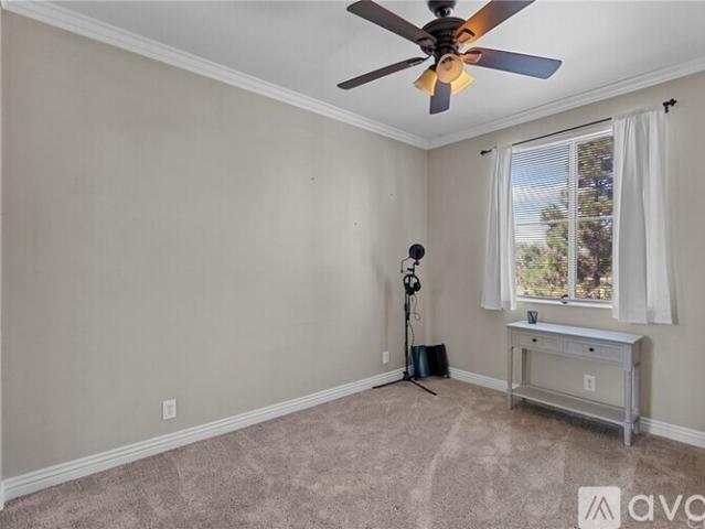 1 BR, 1 BA Apartment 401 North Cotswolds Lane, Unit Room B, Orange, CA 92869