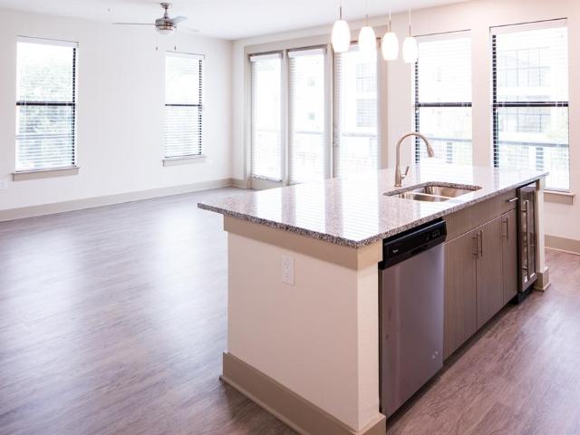 1 BR, 1 BA Apartment 4020 Gilbert Avenue, Dallas, TX 75219