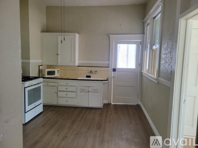 1 BR, 1 BA Apartment 4024 5th St, Unit 1R, Riverside, CA 92501