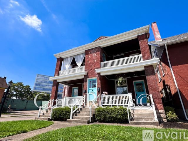 1 BR, 1 BA Apartment 4027 Edwards Rd, Unit 2, Cincinnati, OH 45209