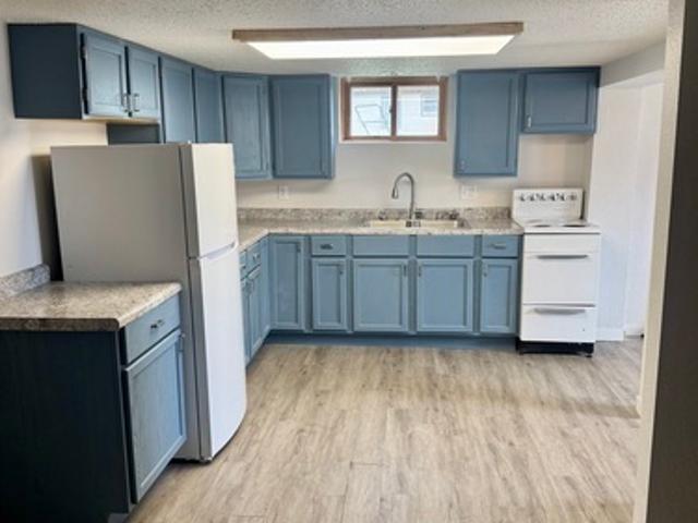 1 BR, 1 BA Apartment 402 1 2 2nd Street Northeast, Mandan, ND 58554