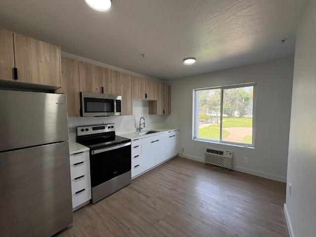1 BR, 1 BA Apartment 404 E 5600 S, Murray, UT 84107