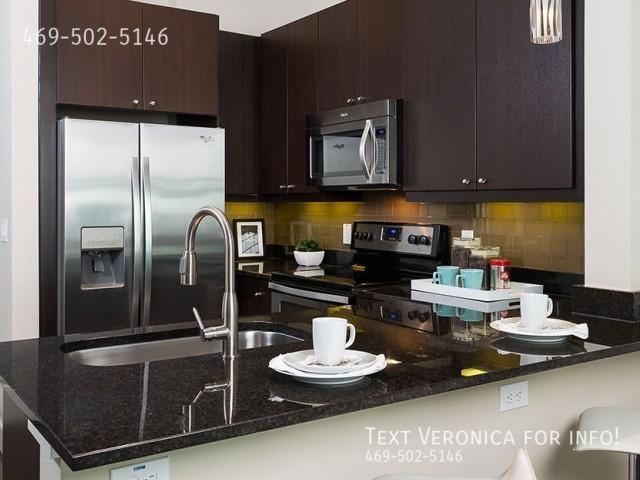 1 BR, 1 BA Apartment 4110 Fairmount, Dallas, TX 75219