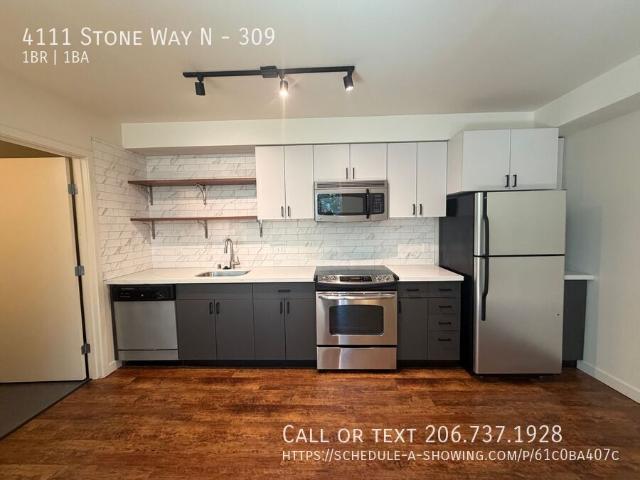 1 BR, 1 BA Apartment 4111 Stone Way N, Seattle, WA 98103
