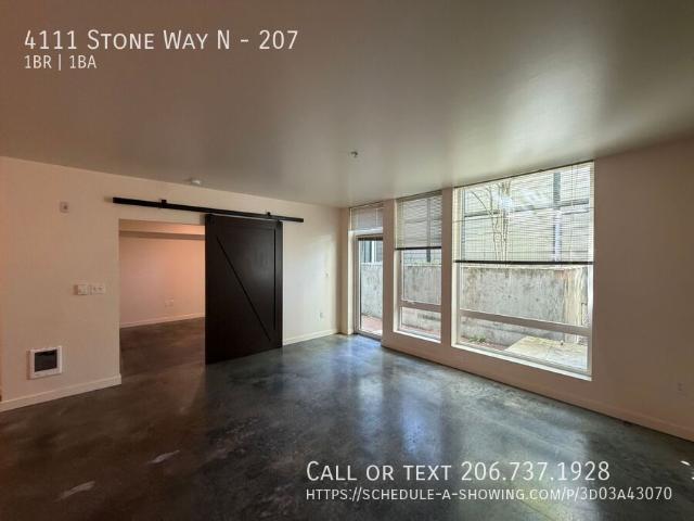 1 BR, 1 BA Apartment 4111 Stone Way N, Seattle, WA 98103