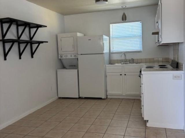 1 BR, 1 BA Apartment 411 8th Street, Unit Apt B, Blanco, TX 78606