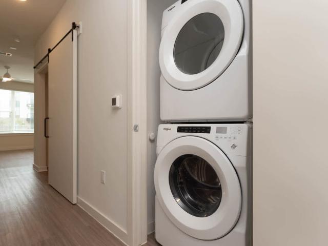 1 BR, 1 BA Apartment 411 West Commerce Street Unit 392, Dallas, TX 75208