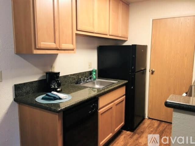 1 BR, 1 BA Apartment 4121 Dale Road, Unit 47, Modesto, CA 95356