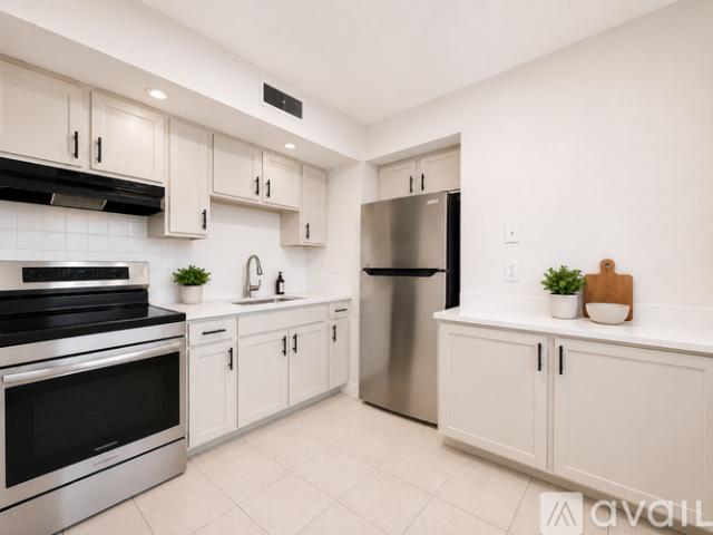 1 BR, 1 BA Apartment 4125 Germania Ave, Unit 2C, St. Louis, MO 63116