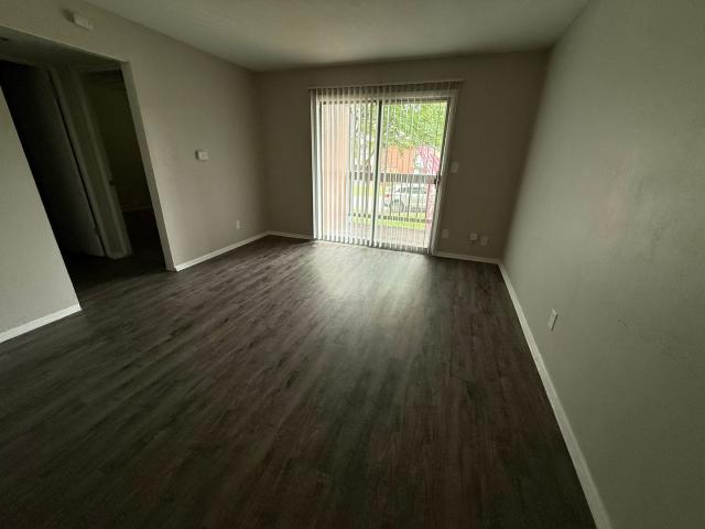 1 BR, 1 BA Apartment 4125 South Thompson Street Unit 4125 10, Kansas City, KS 66103