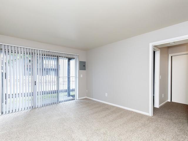 1 BR, 1 BA Apartment 412 Thurber Drive West Unit 06, Columbus, OH 43215