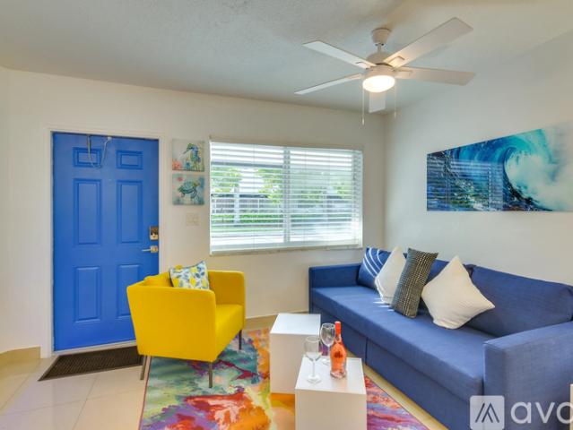 1 BR, 1 BA Apartment 412 Northeast 4th Avenue, Unit 4, Hallandale Beach, FL 33009