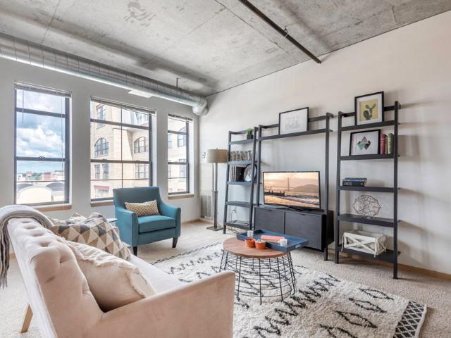 1 BR, 1 BA Apartment 415 1st St N, Minneapolis, MN 55401