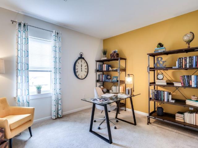 1 BR, 1 BA Apartment 415 Center Pointe Drive Unit 102, Mechanicsburg, PA 17050