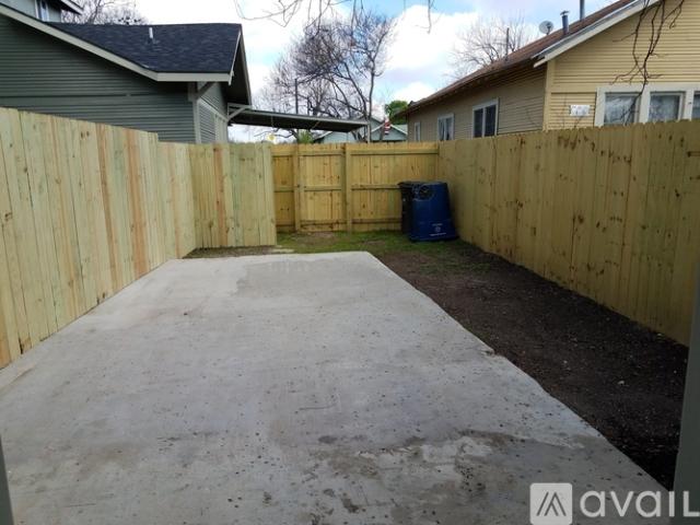 1 BR, 1 BA Apartment 418 E Highland Blvd, Unit B, San Antonio, TX 78210